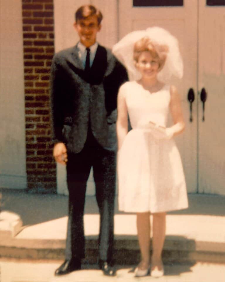 Carl Dean, Dolly Parton’s Beloved Husband of 58 Years, Has Passed Away ...