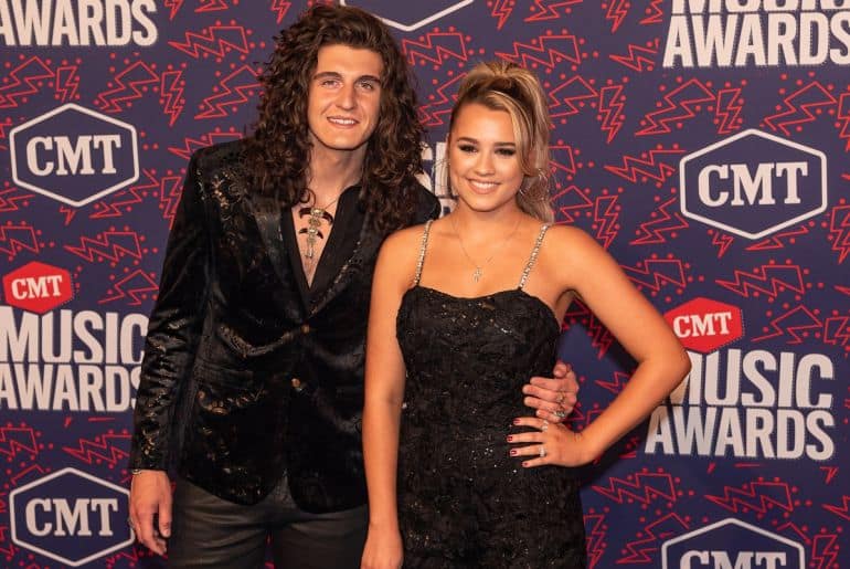 Gabby Barrett and Cade Foehner Say 'I Do' - Country Now