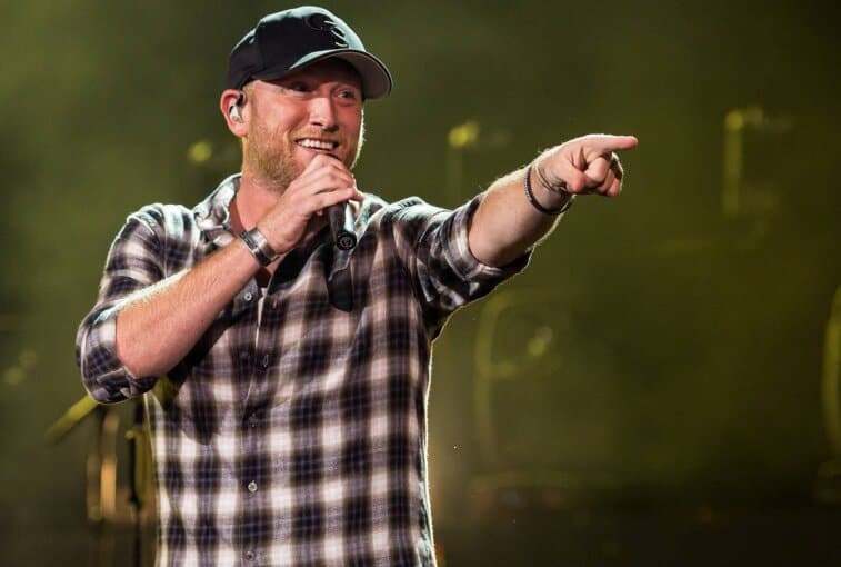 PHOTOS: Luke Bryan Launches Massive Sunset Repeat Tour