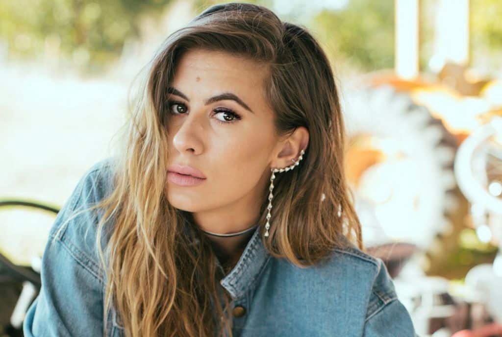 Kassi Ashton Makes Music for Her Fellow Misfits