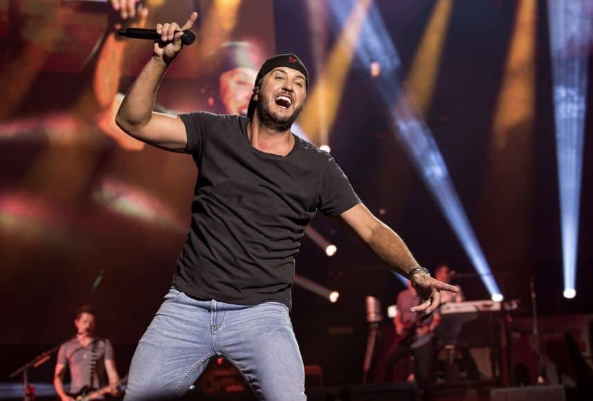 PHOTOS: Luke Bryan Launches Massive Sunset Repeat Tour