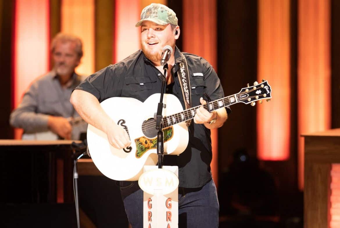 Luke Combs, Kenny Chesney, Morgan Wallen & More Hang With Peyton ...