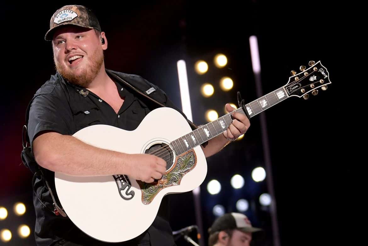Luke Combs Ties Chart Record Set By Johnny Cash 60 Years Ago