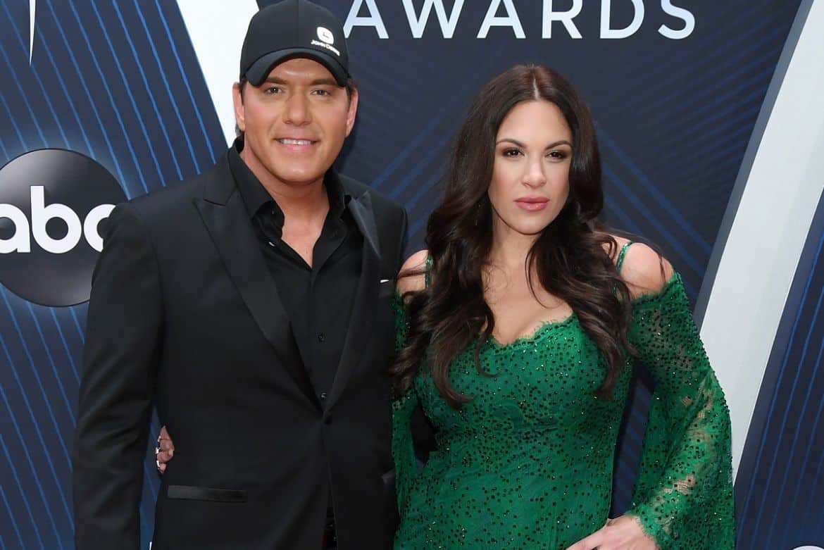 Rodney Atkins and Wife Welcome Baby Boy - Country Now