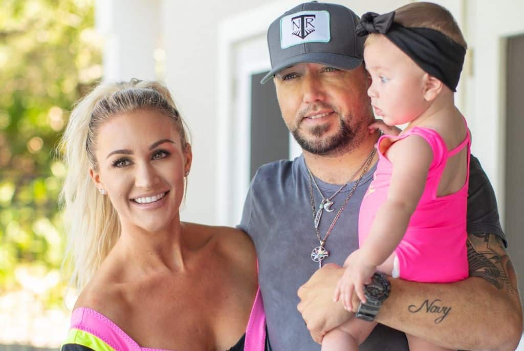 13 Jaw-Dropping Photos of Jason Aldean and Brittany Aldean's Tennessee ...