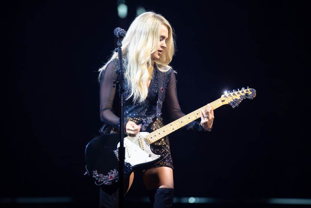 Carrie Underwood Brings the Wow Factor to Nashville with Cry Pretty ...
