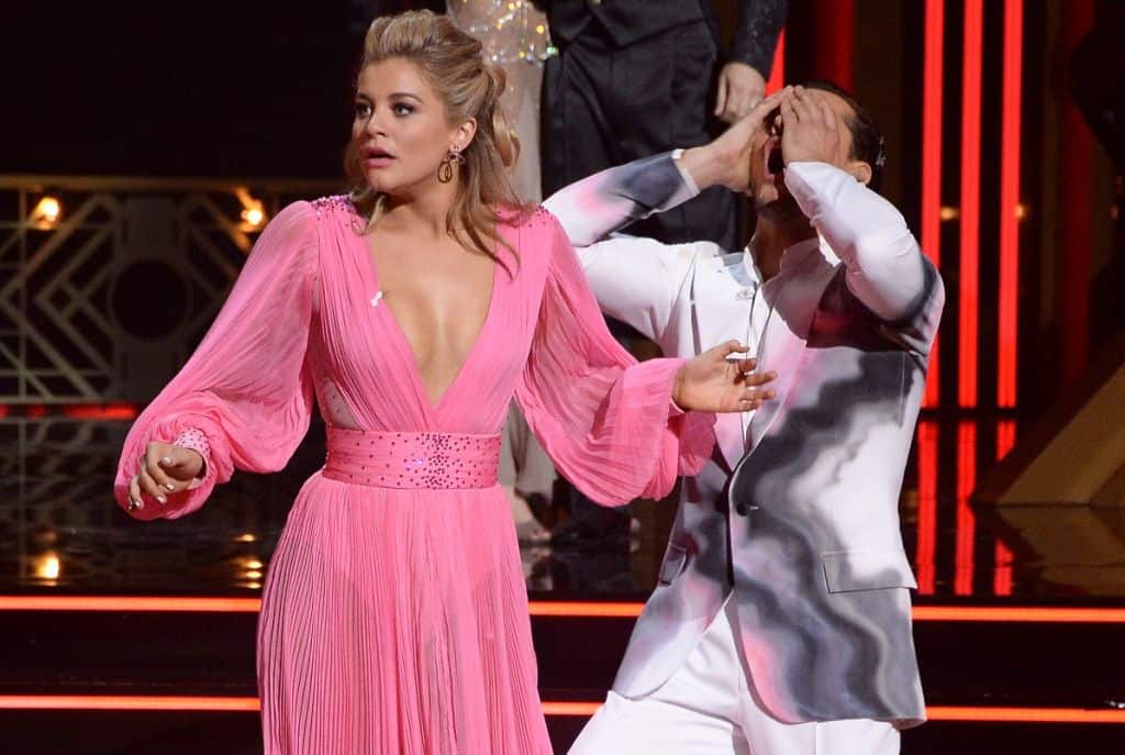 See Inside Lauren Alaina's Beautiful New Nashville Home - Country Now