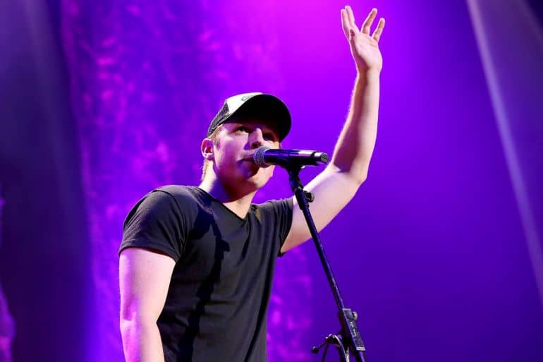Travis Denning Covers Shania Twain, Reba McEntire and More In Epic ...