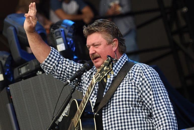 Country Stars Remember 'Pickup Man' Joe Diffie - Country Now