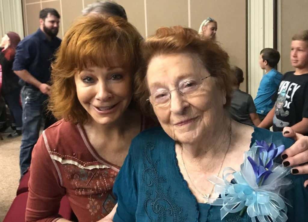 Reba McEntire’s Beloved Mother Jacqueline McEntire Has Died - Country Now