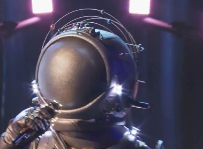 Fans Are Convinced 'The Masked Singer' Astronaut Is a Popular Country ...