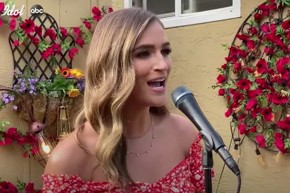 Grace Leer Hopes To Make Country Fans 'Proud' with 'Somewhere Over the ...