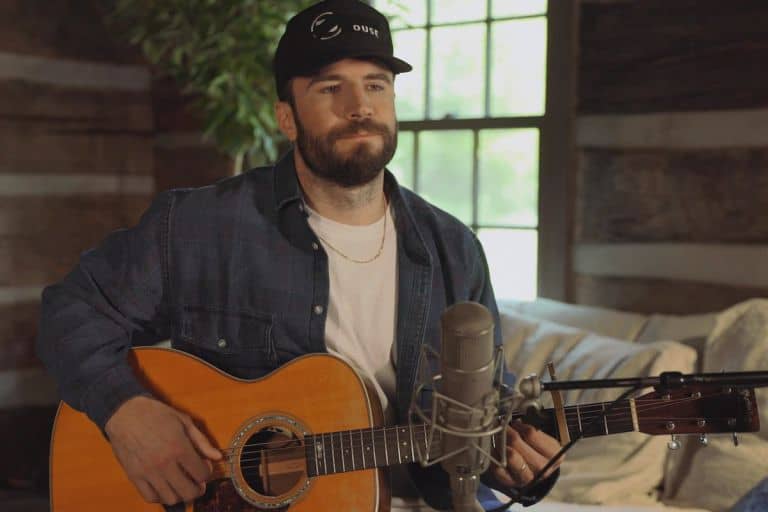 Sam Hunt Thanks Frontline Workers and Performs Bruce Springsteen Deep ...