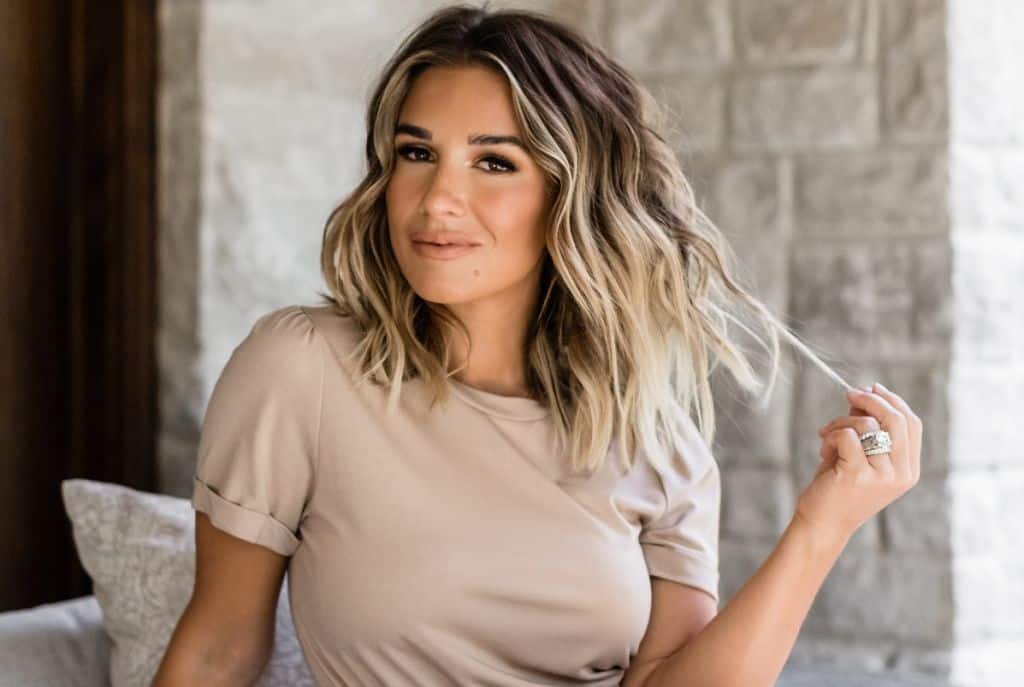Country Now Pop Quiz: Jessie James Decker - Country Now