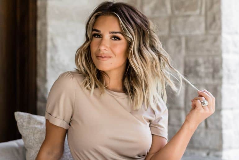 Country Now Pop Quiz: Jessie James Decker - Country Now