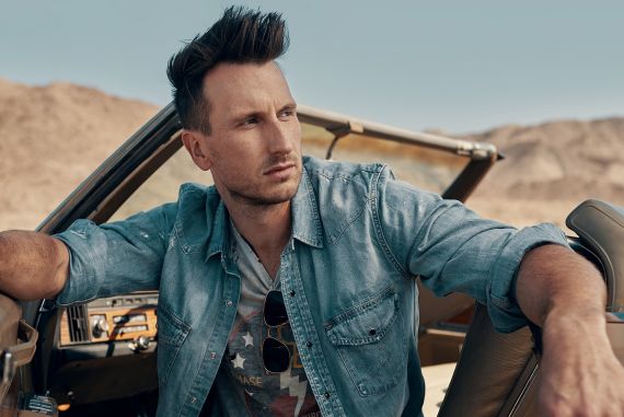 Six Things You Didn’t Know About Russell Dickerson’s 'Southern Symphony ...