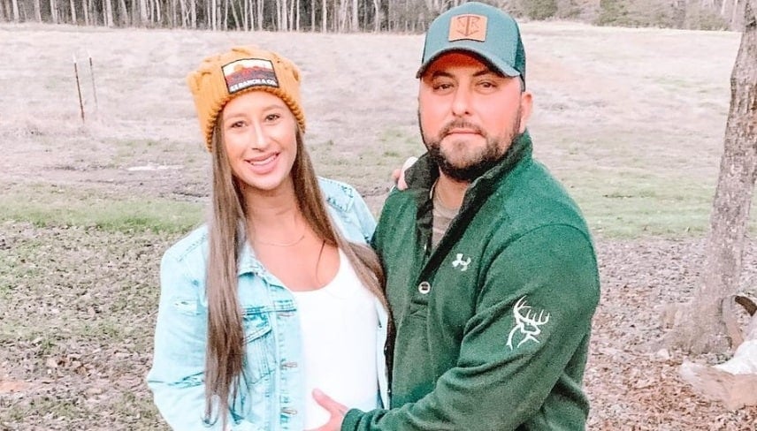 Tyler Farr and Wife, Hannah, Welcome First Child Six Weeks Early Due To ...