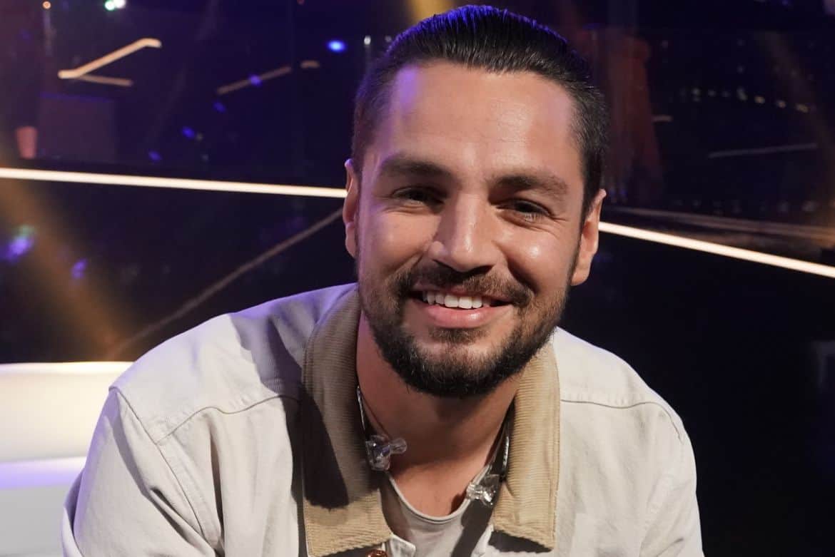 'American Idol' Contestant Chayce Beckham Releases Personal New Track ...