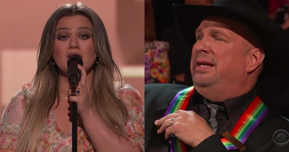 Kelly Clarkson's Heartfelt Performance Of "The Dance" Brought Garth ...