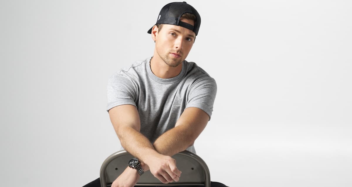 10 Questions with Noah Schnacky - Country Now