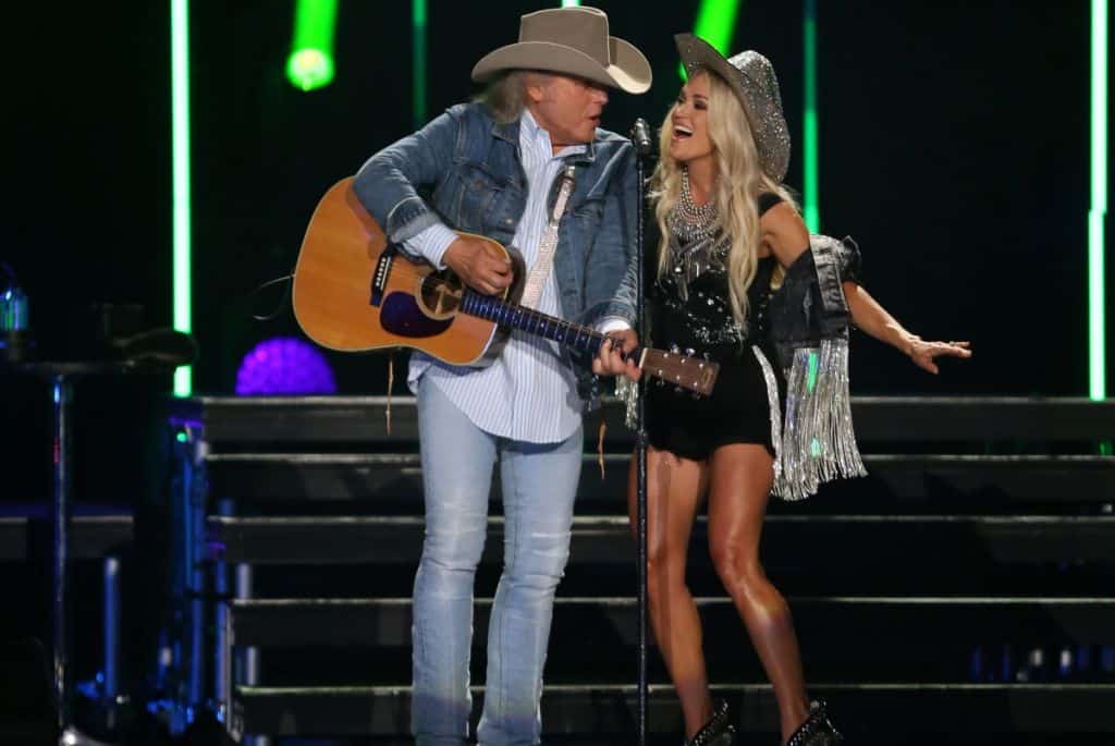 WATCH: Carrie Underwood and Dwight Yoakam Shine with Two-Song ...