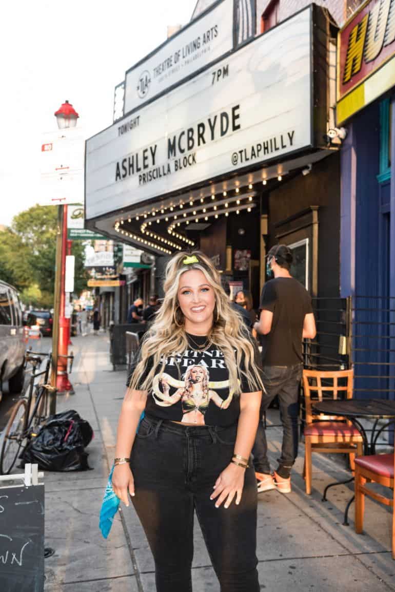 See Photos From a Day in the Life on Tour with Priscilla Block ...