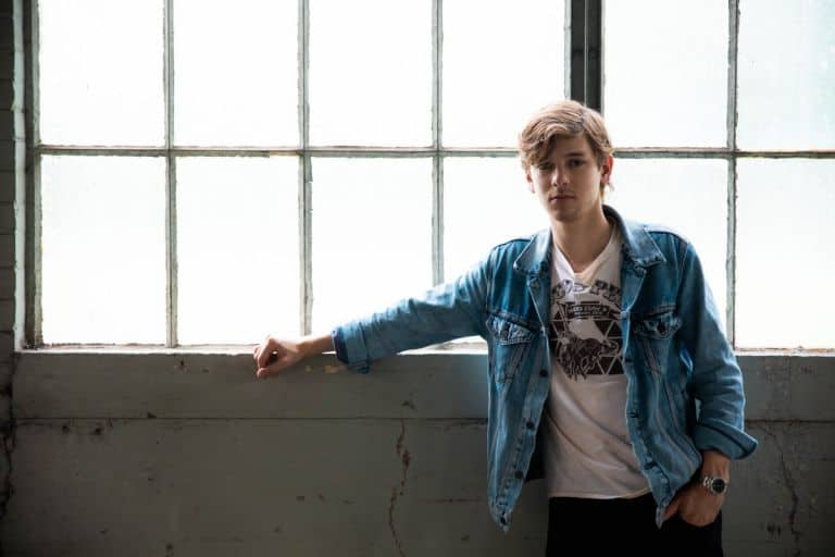 Country Next: William Beckmann - Country Now