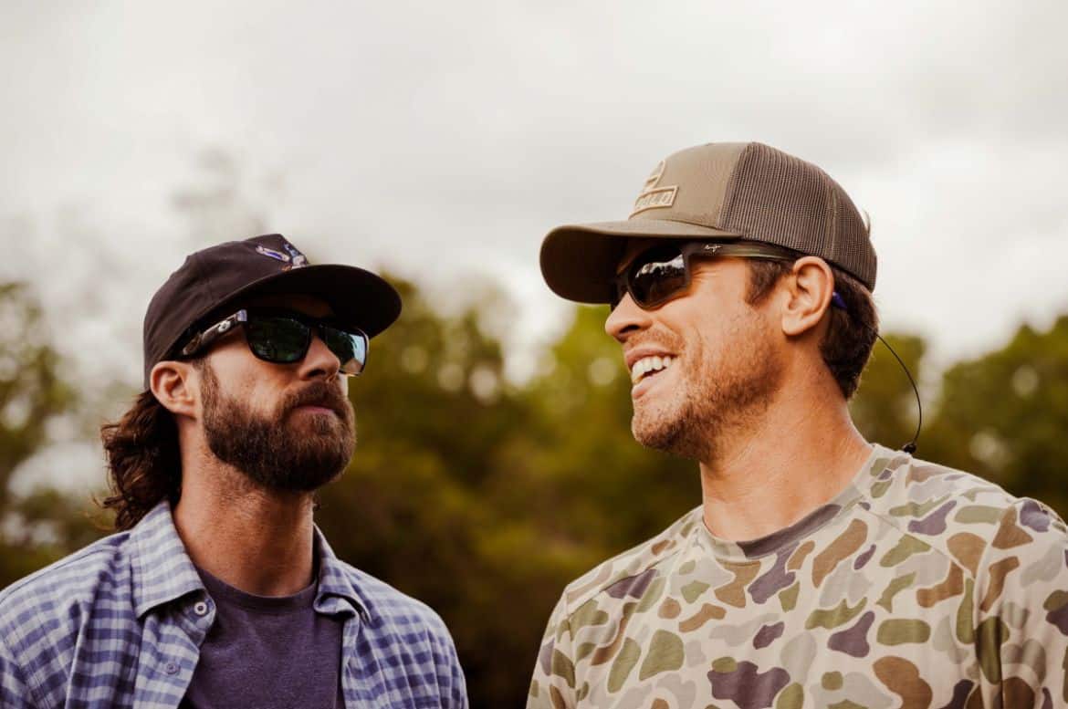 Riley Green and Girlfriend Sophia Sansone Make Red Carpet Debut at 2022 ...