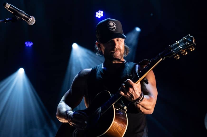 Kip Moore Gives 'New Life' To Fan-Favorite Track 'Crazy One More Time ...