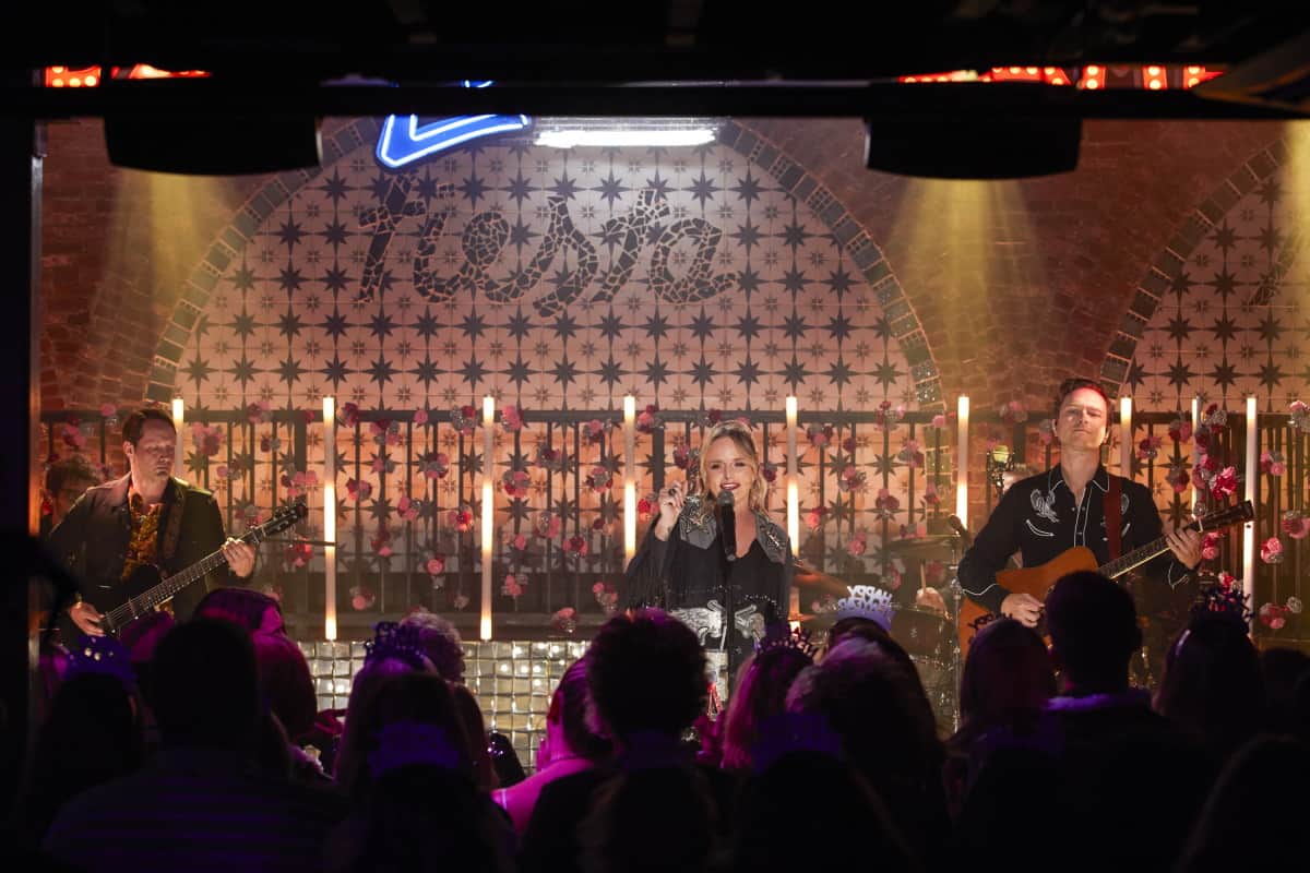 Watch Miranda Lambert Perform 'Tequila Does' At Her Nashville Bar, Casa ...