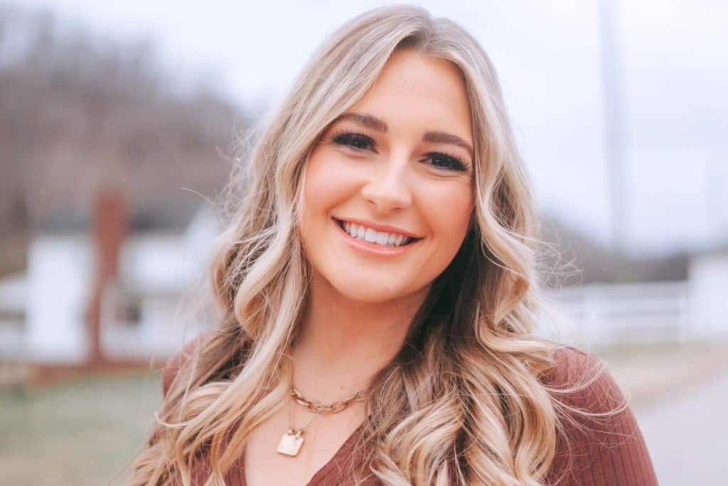 Erin Kinsey Drops New EP, Shares Her Top 5 ‘Just Drive’ Road Trip ...