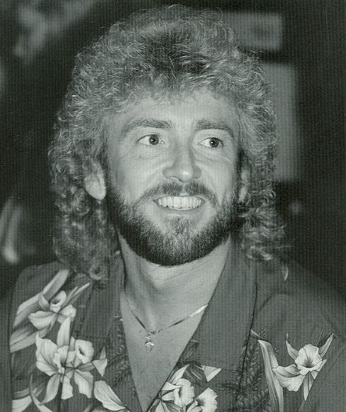 Keith Whitley Officially Inducted Into the Country Music Hall Of Fame ...