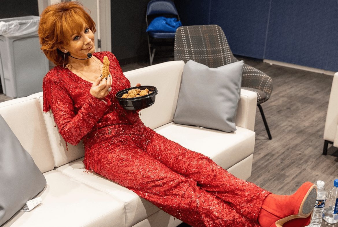 Reba McEntire Is The Official Taste Tester Of Reba's Place, Says ...