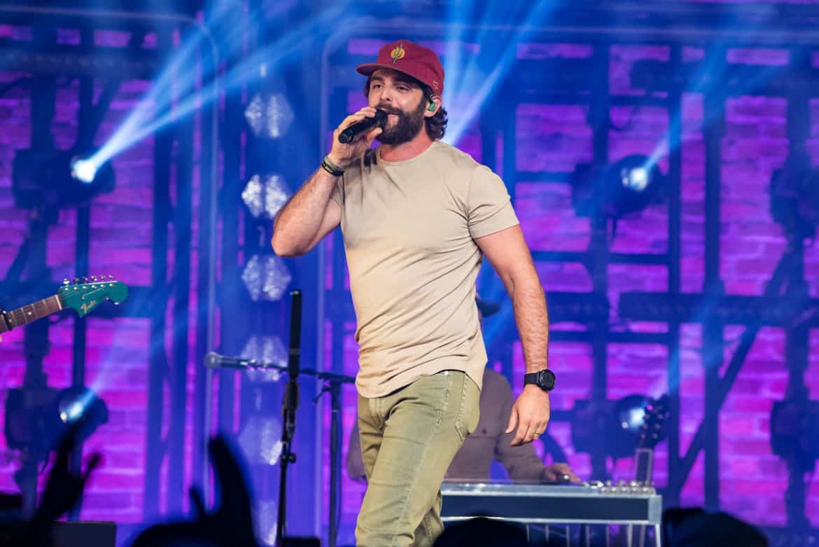 Thomas Rhett Returns To Social Media With An Update On His Vocal Cords ...