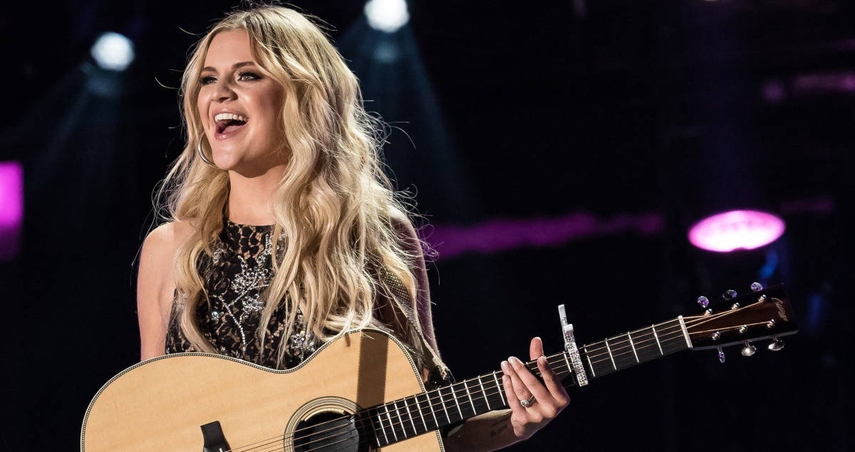 Kelsea Ballerini, Brooks & Dunn, And More Set For 'New Year's Eve Live ...