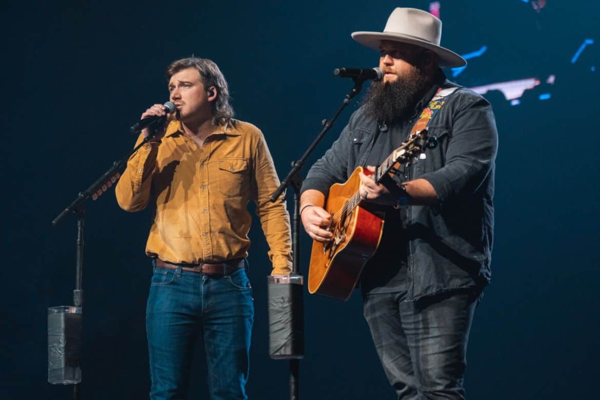 Larry Fleet Shares Live Rendition Of ‘Where I Find God’ Featuring ...
