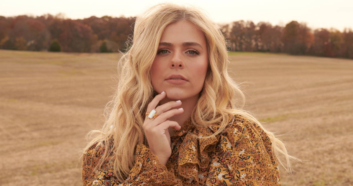 Q&A: Anne Wilson Talks Faith, 'Hey Girl,' And New Book Inspired By ...