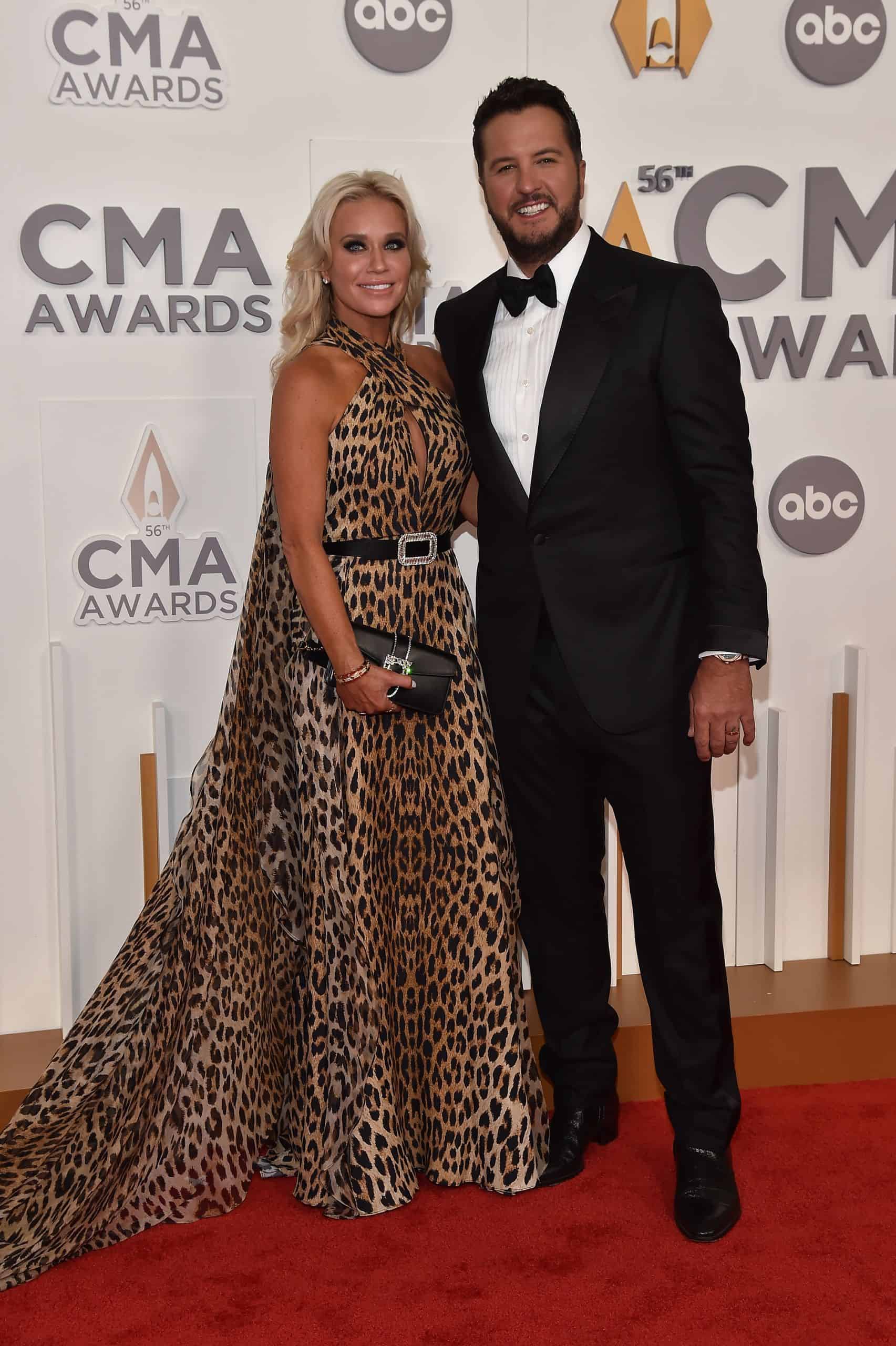 PHOTOS: Luke Bryan And Wife Caroline Take The CMA Awards Red Carpet By ...
