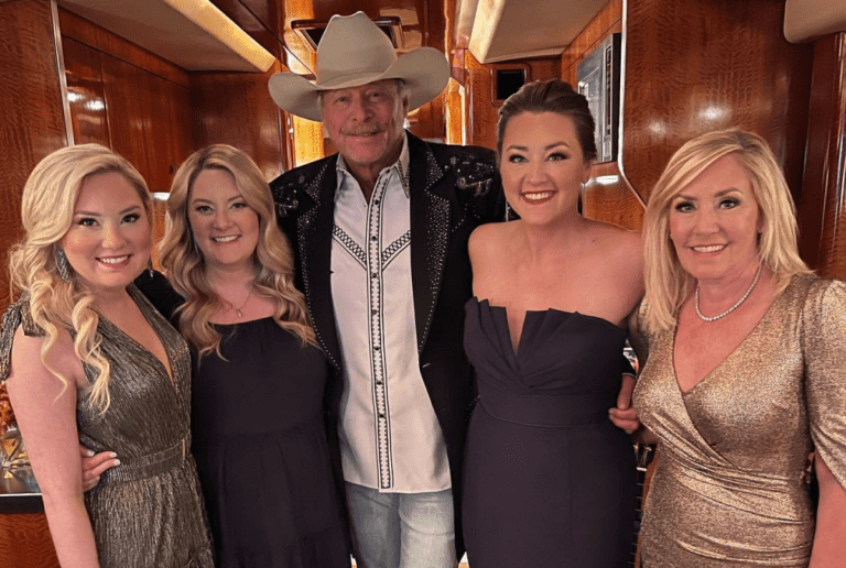 Livin On Love: Alan Jackson And Wife Denise Celebrate 44 Years Of ...