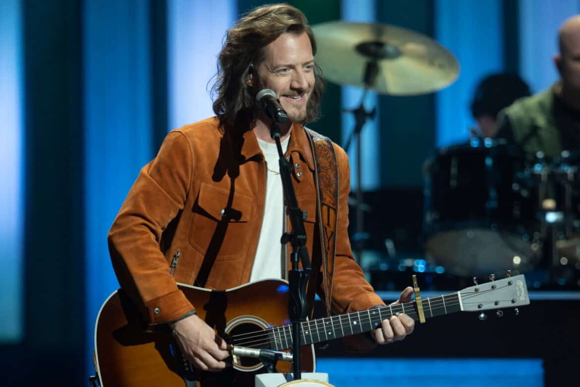 Tyler Hubbard Reveals What He’s Thankful For This Year - Country Now