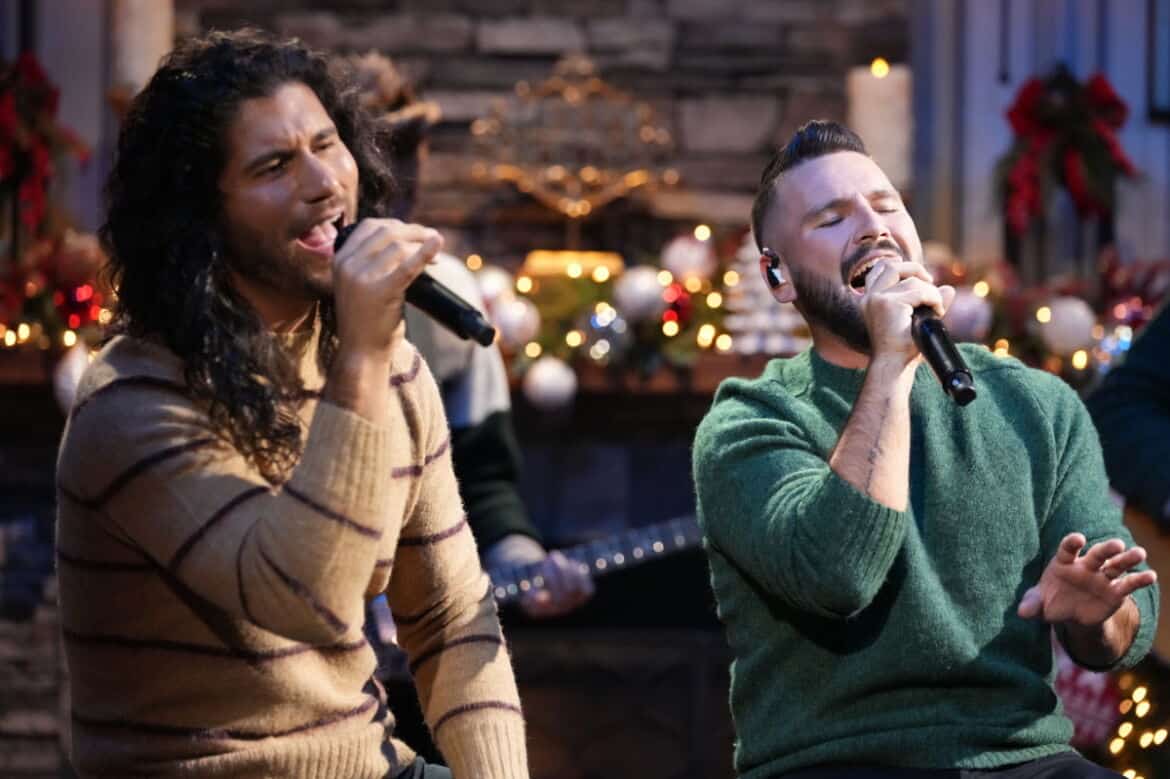 Every Song That Will Be Performed During 'CMA Country Christmas' 2022 ...