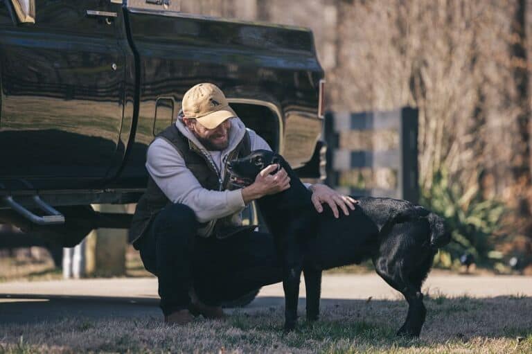 Chase Rice Debuts Emotional, Self-Penned 'Bench Seat' And Powerful ...