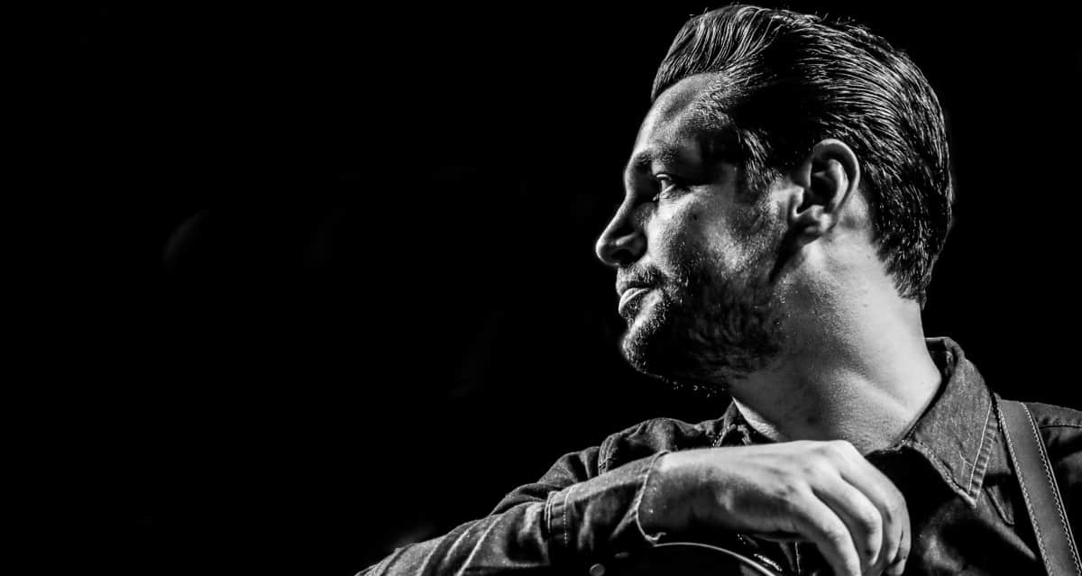 Chayce Beckham Sends '23' To Country Radio: 'It's Now Or Never ...