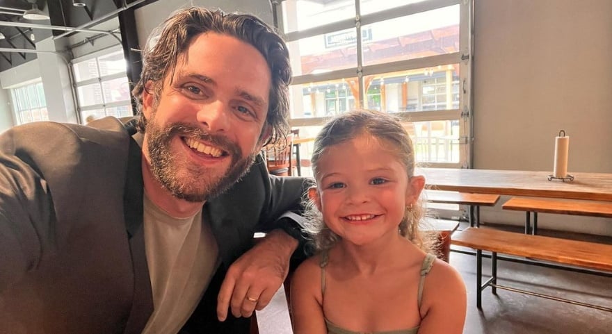 Thomas Rhett's 5-Year-Old Daughter Starts To Recognize His Fame And ...