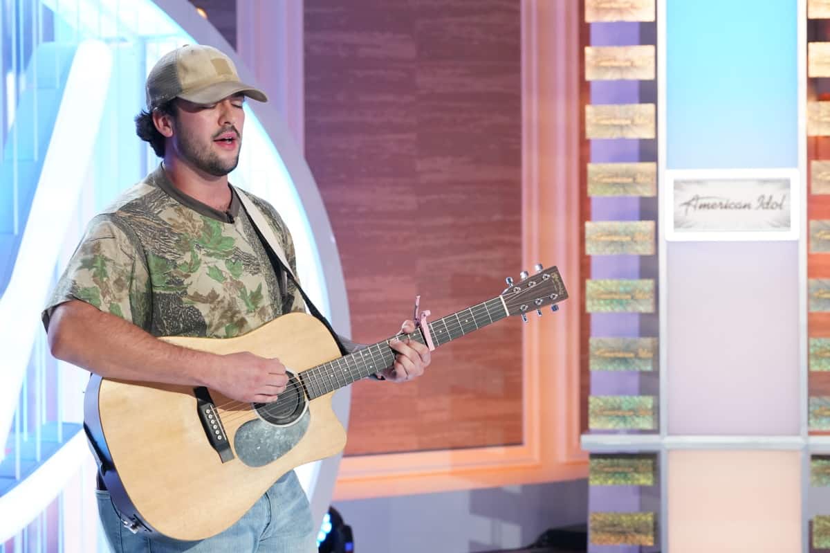 21-Year-Old Country Singer Wows 'Idol' Judges With Emotional Song ...
