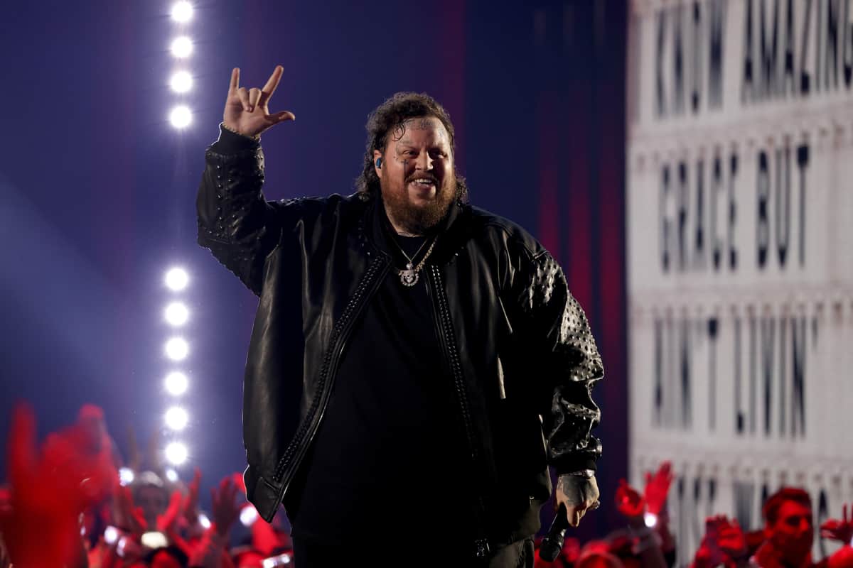 Jelly Roll And Bunnie XO Turn Heads On The CMT Music Awards Red Carpet ...