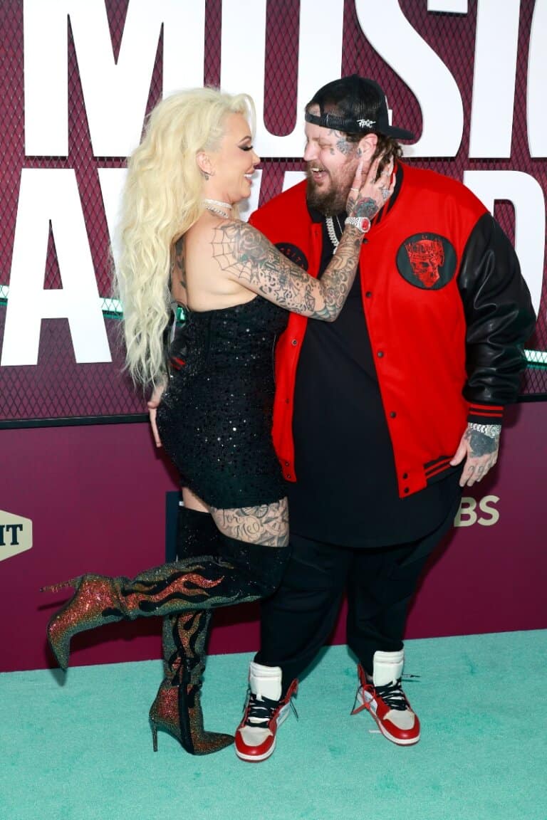 Jelly Roll And Bunnie XO Turn Heads On The CMT Music Awards Red Carpet ...
