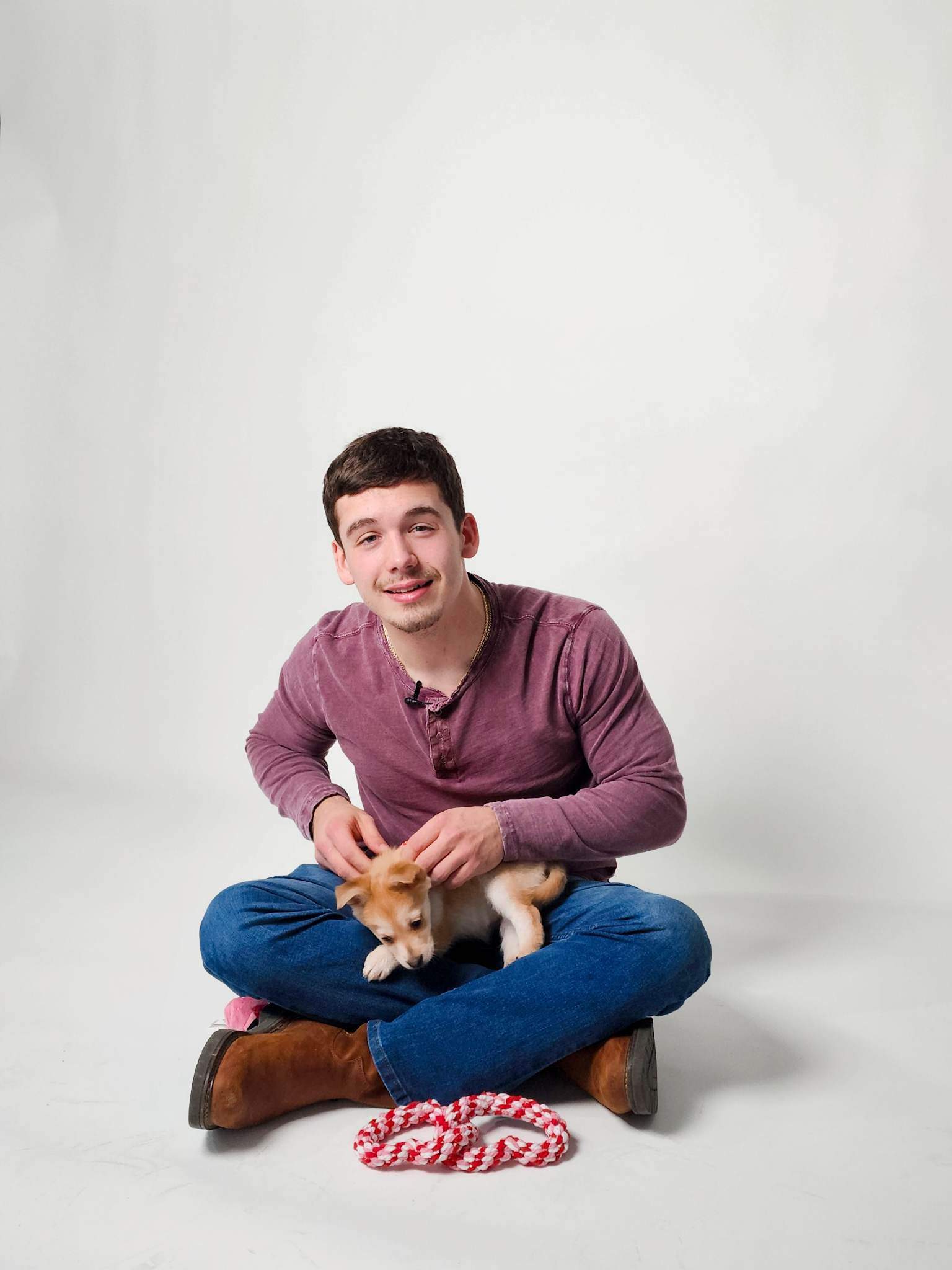 WATCH: Noah Thompson Talks New Music While Playing With Puppies On The ...