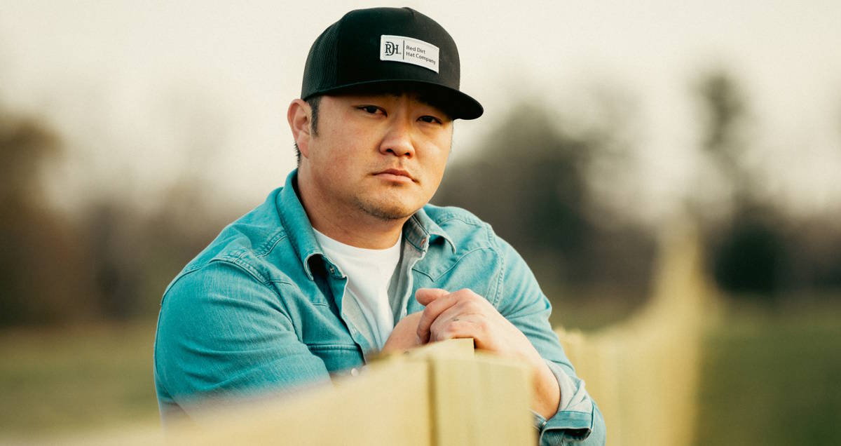 Exclusive Premiere: Cody Hibbard Shares Music Video For 'Looking Back ...