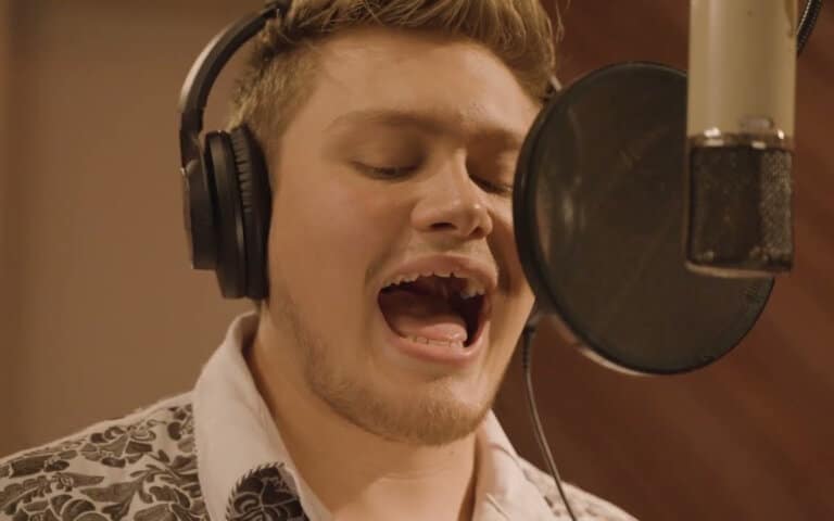 'American Idol' Standout Zachariah Smith Shares Behind-The-Scenes ...